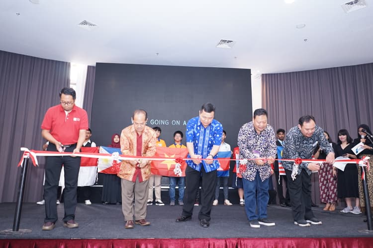 AISEEF - ASEAN INNOVATIVE SCIENCE ENVIRONMENTAL AND ENTREPRENEUR FAIR